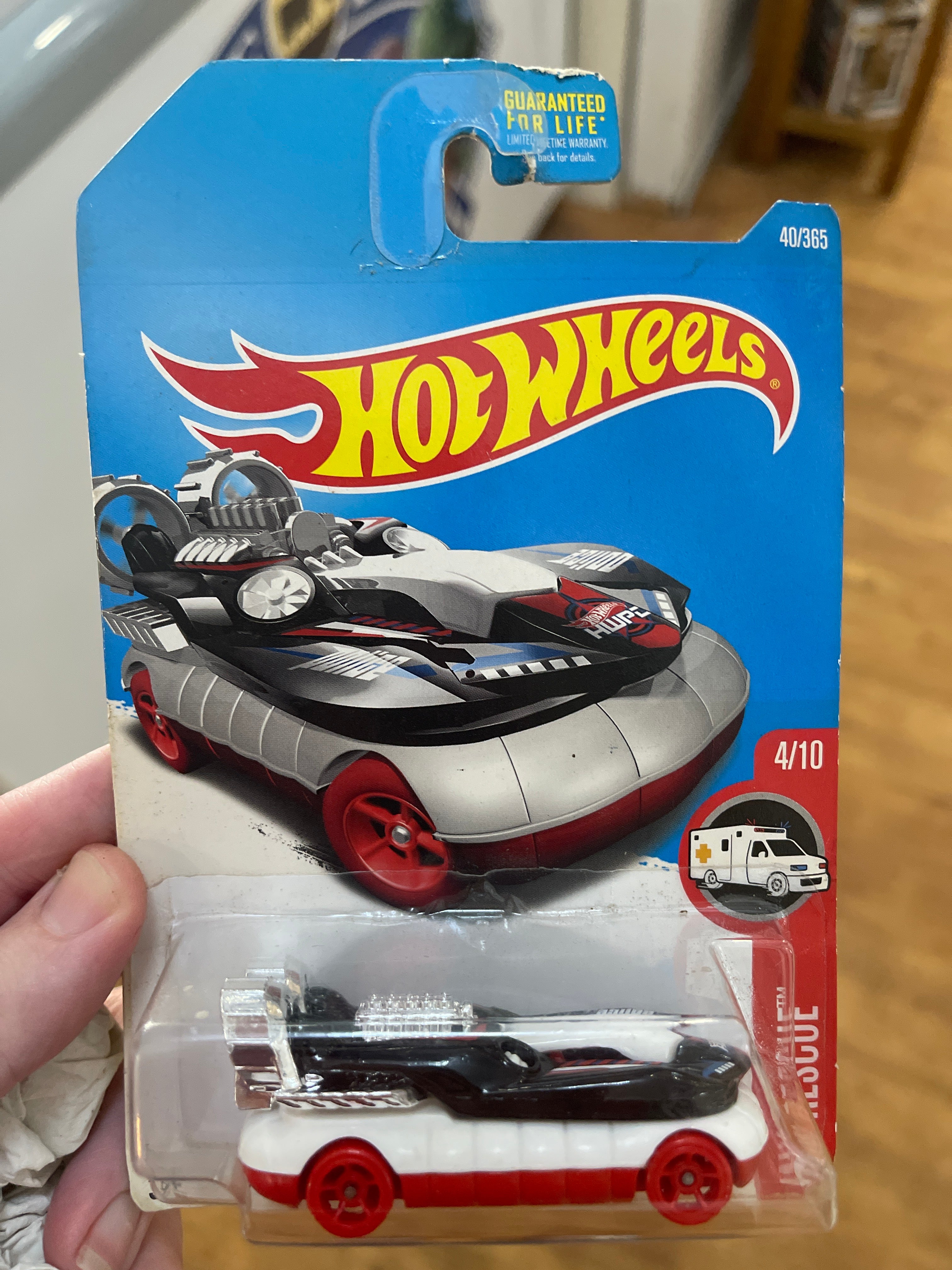 Hot Wheels Hover Storm HW Rescue – Captain Jax